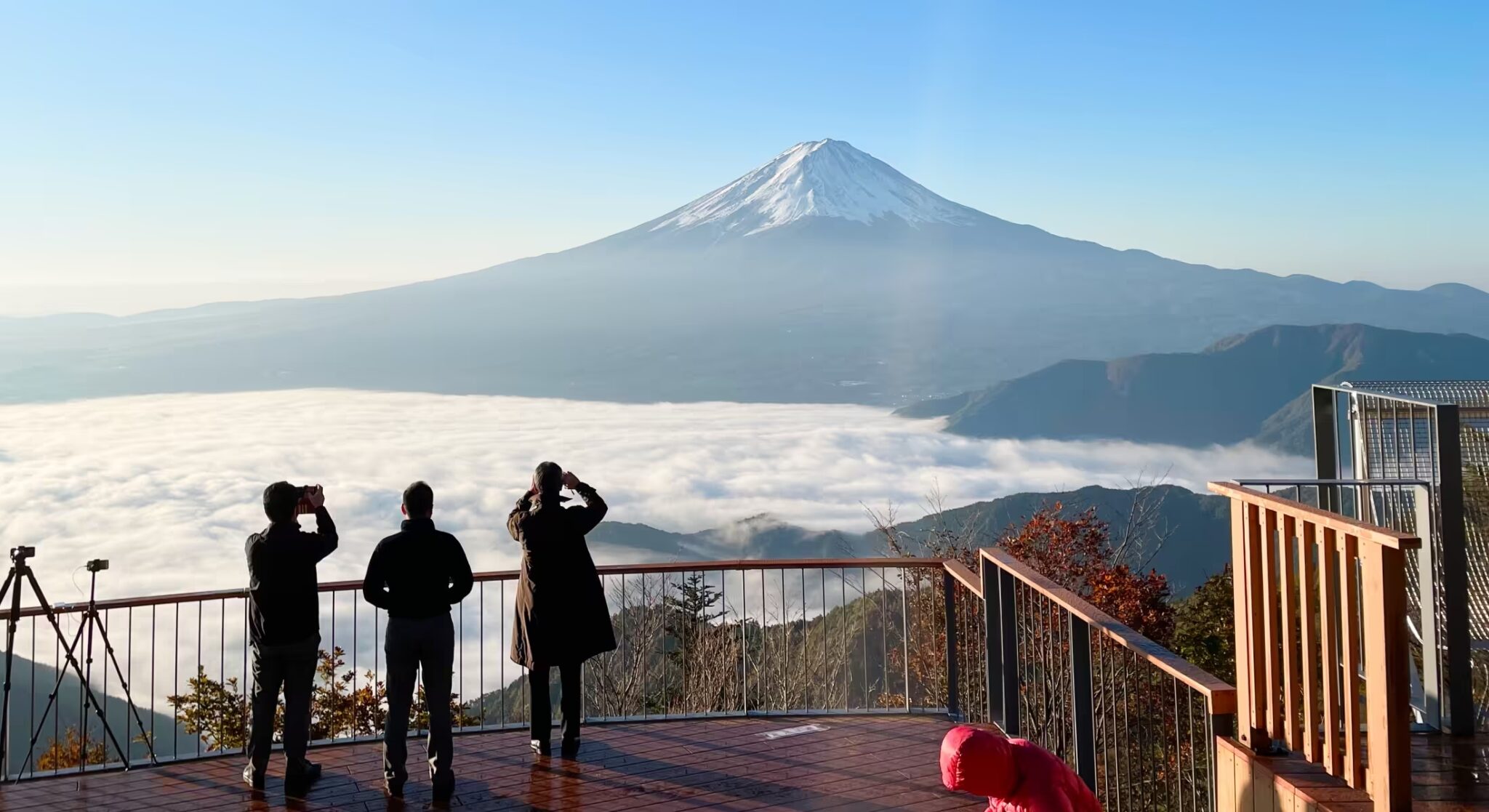 The actual appearance of the 1600m observation spot that offers the ...